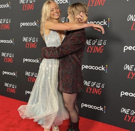 Oouil Cast Beautiful Blonde It Cast Celebs