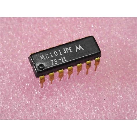 Ci Mc 1013 Pe ~ Ic Mc1013pe ~ Ac Coupled Jk Flip Flops ~ Dip14 Motorola