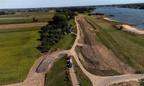 Jolanda De Koning On Linkedin Wandelen En Fietsen Over Een Dijk Die