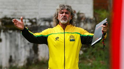 Leonel Álvarez Expresa Su Tristeza Y Agradece A La Afición De Bucaramanga