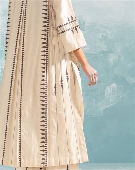 Pin By Aditi Lakhanpal On 2024 Aza Fashion A Line Kurta Abayas Fashion