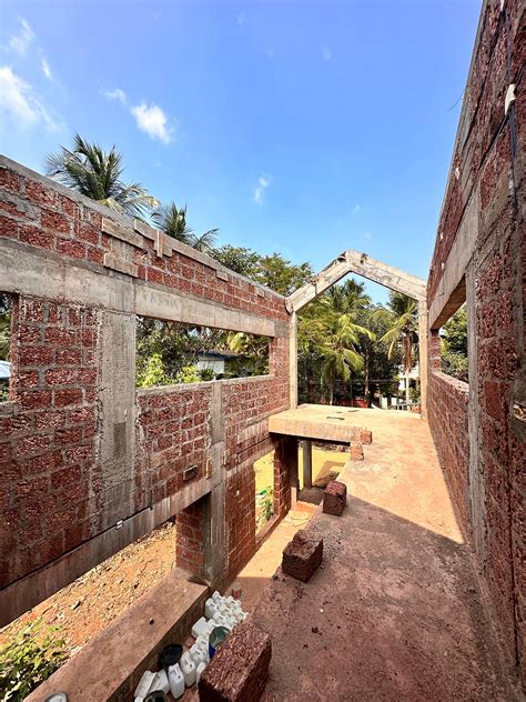 What Are The Advantages Of Laterite Block In Kerala Context