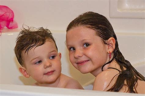 12 trucs que tu dis presque tous les jours à ton enfant quand il