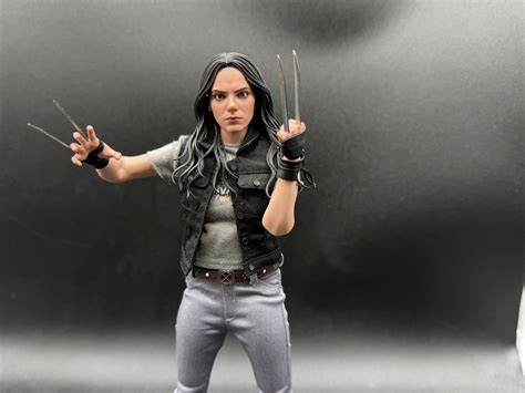 Toy Review Hot Toys X 23 Deadpool And Wolverine Figure