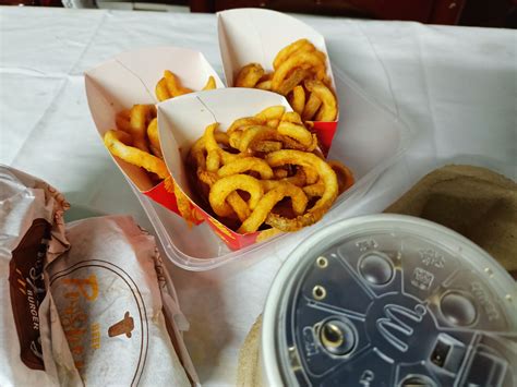 Kongsi Kongsi Mcd Prosperity Burger