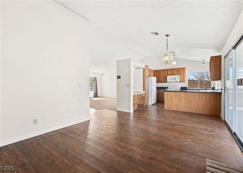 6130 Desert Sun Dr Las Vegas Nv 89110 Redfin