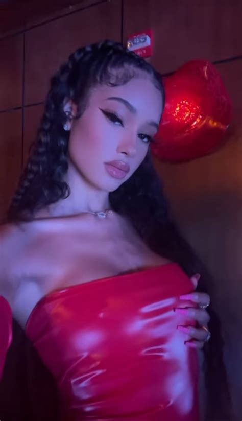 Pin By Barbara Lm On Lala Baptiste Hair Styles Hair Color Pretty Black