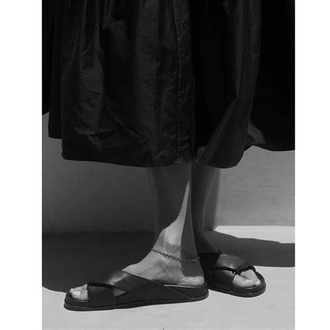 Interlocking Chain Anklet Adult — Exclusive Emme Parsons