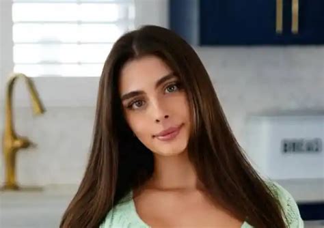 Tru Kait Bio Age Career Net Worth Height Education Boyfriend