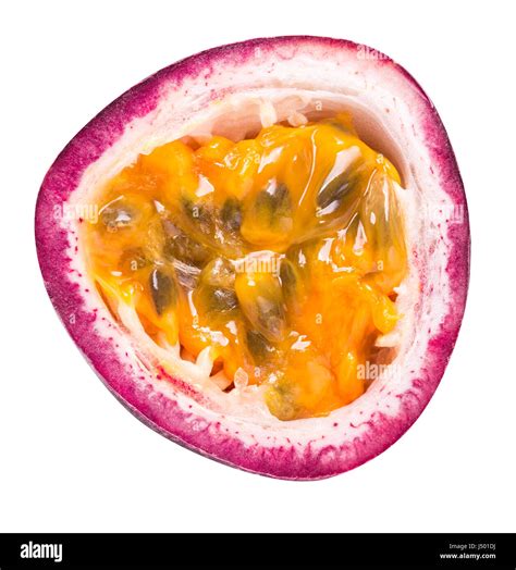 Fruit De La Passion Grenadille Maracuya Isolé Avec Clipping Path