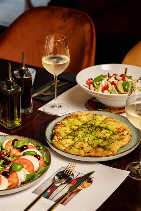 Picasso Pizza And Bar Ovdje U Splitu Idemo Na Odličnu Pizzu I Koktel