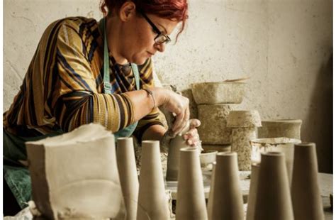 La Bottega Darte Di Roberta Casu Vetrine Dellartigiano Artistico