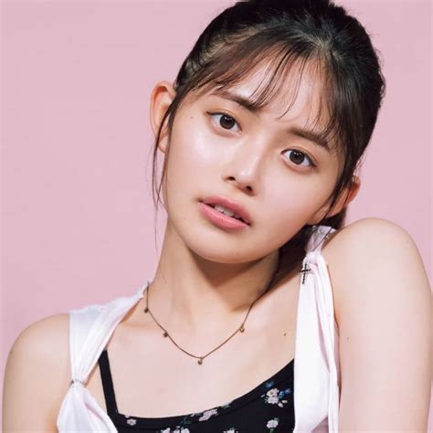 女優・グラビアで大活躍！ 森日菜美が春らんまんムードで登場。ピンクのふわふわリップに注目 Bis ビス