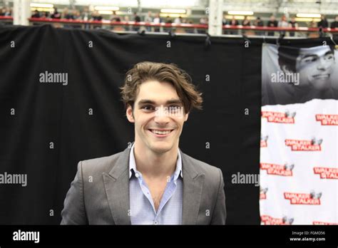 Walt Jr Actor 60 Photos Moonagedaydreamfilm
