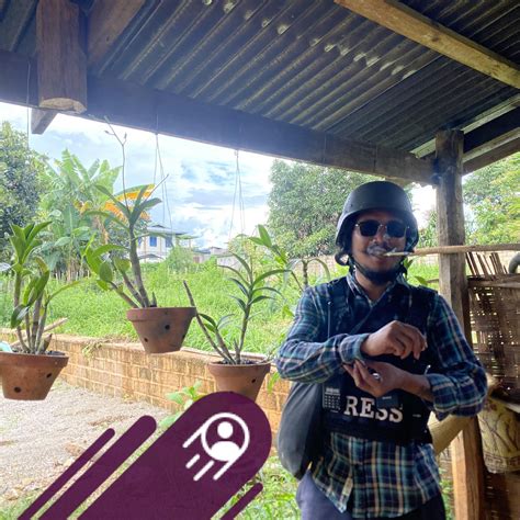 ရှေ့တန်း အတူရောက်တဲ့အချိန် စကား အများကြီးမပြောဖြစ်ခဲ့ဘူး ဒီနေ့ သူ က