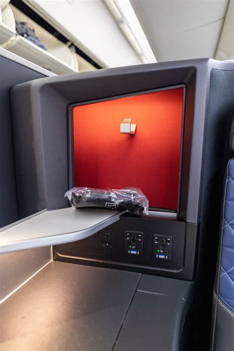 怀念一代经典——达美航空dl89洛杉矶 上海浦东 Lax Pvg 波音777 Delta One Suite 至臻商务舱体验 美国信用卡指南