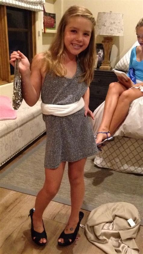 How Did Girls Dress In The 2000s 2001 Girl Outfits 2003 Girls