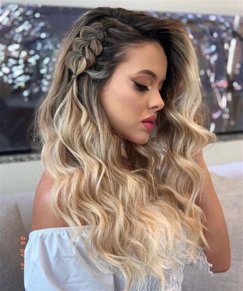 College Girl Hairstyle