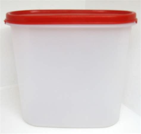 Tupperware Container With Red Lid 1613 Usa 17 Liters Ebay