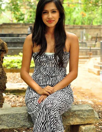 Teena Vellara Hot Bikini Image Gallery Images Photos Pics Cinemagigs