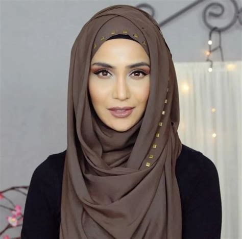 بالفيديو والصور أحدث الابتكارات للفات طرح تغنيك عن الدبابيس مجلة سيدتي