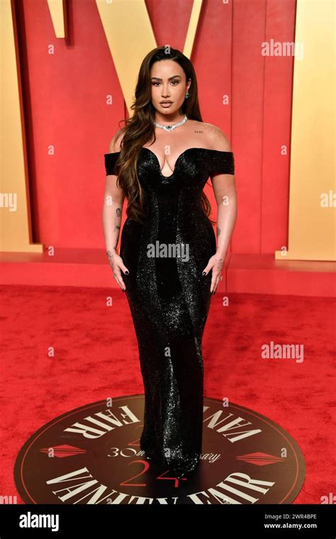 Demi Lovato Arrives At The Vanity Fair Oscar Party On Sunday March 10