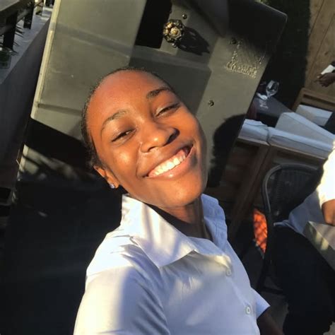 Kimone Kimonefergii • Threads Say More