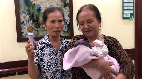 实拍孕妇分娩全过程