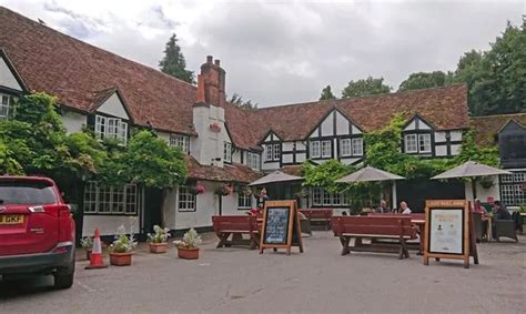 Sonning Pub Loved By George Clooney Hopes To Open Bar In Beer Garden