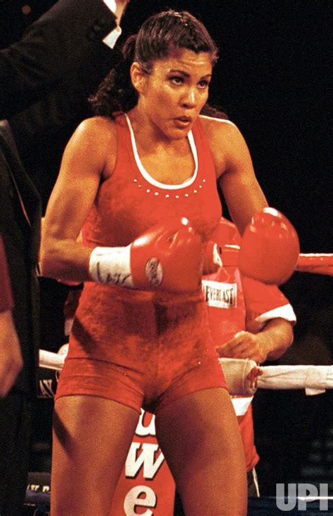 Photo Mia Stjohn Wins Over Mary Ann Haik
