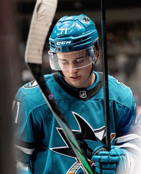 Macklin Celebrini Hockey Girlfriend Hockey Girls Boston Hockey