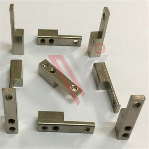 Female Brass Terminal Block For Electronic Connectors Feature Sturdy Construction Superior