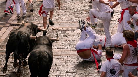 Vídeo Festas De San Fermín Começam Com O Primeiro Encierro Em