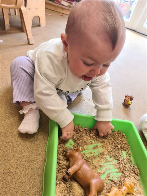 Sensory Play Scribbles Day Nursery Seashore