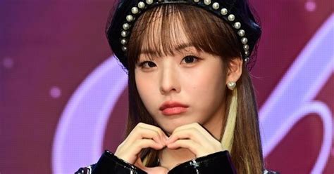 클라씨 선유 ‘매력적인 하트 포토