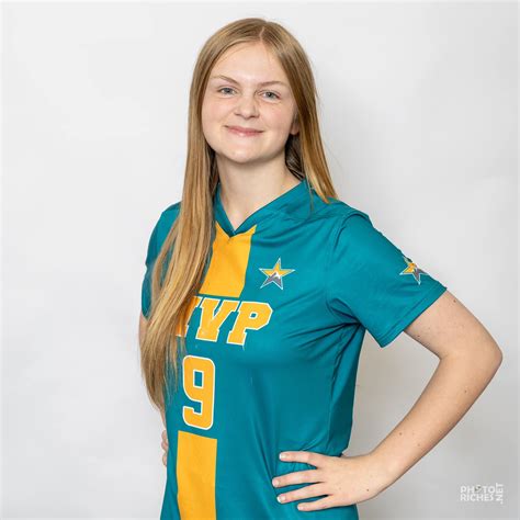 Marlaina Brooks Marlaina Brooks Added A New Photo