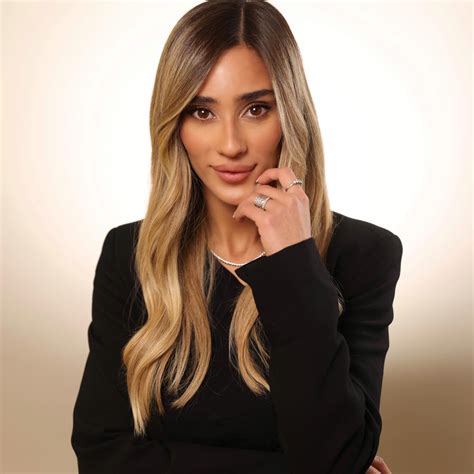 ליאור אפרגן House Of Beauty כך נראת פגיעה בציפורן הטבעית תמונה