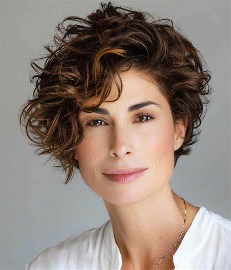 La Moda En Tu Cabello Rizos Pixie Aesthetic Para Mujeres Con Estilo 2024