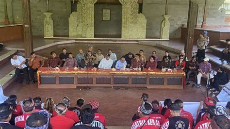 Dprd Bali Godok Perda Penistaan Agama Buntut Bisual Dewa Siwa Di Klub Malam