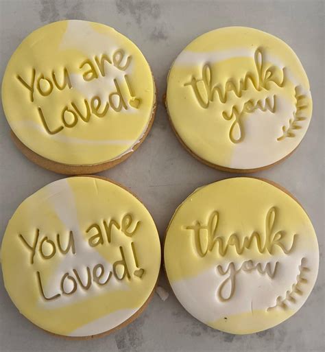 How Abbys Cakes And Catering Uses Stickers In Her Packaging