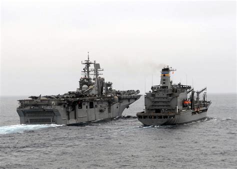 Lhd 6 Uss Bonhomme Richard