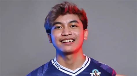 Bingung Lihat Abangnya Ngomong Sendiri Sama Hp Evos Street Jadi Suka Free Fire Dunia Games