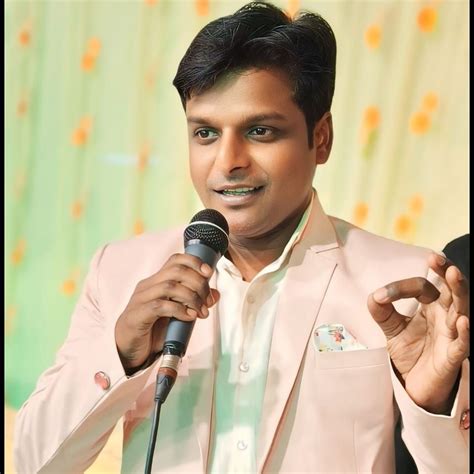 Singer Desh Deepak Page Tikaitnagar