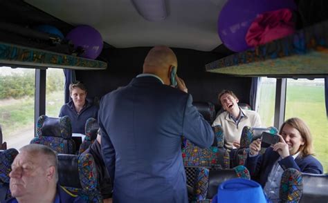 Chris Luxon Unexpectedly Passed Phone During Aaron Dahmens Live Cross