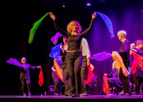 Dans För Parkinson Har Sommarläger I Storvik Gävleborg Aktuellt Parkinson Skåne