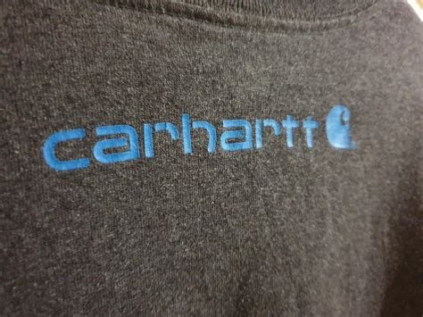 Carhartt Script Men S Fashion Coats Jackets And Outerwear On Carousell