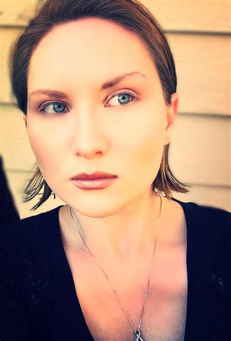 Paula Loefflers Instagram Twitter And Facebook On Idcrawl