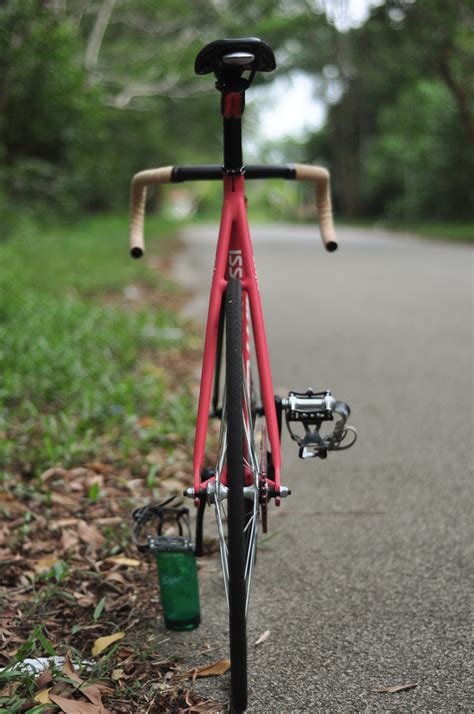 Ehsan Shafiqs Colossi Low Pro Pedal Room