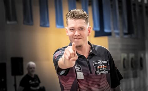 Jimmy Van Schie Sluit Jaar Af Met Eindzege Oranjebar Masters Darts Actueel