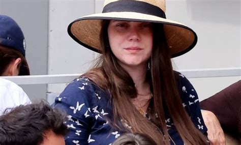 Aude Fraineau Carrière Et Vie Avec Élie Semoun